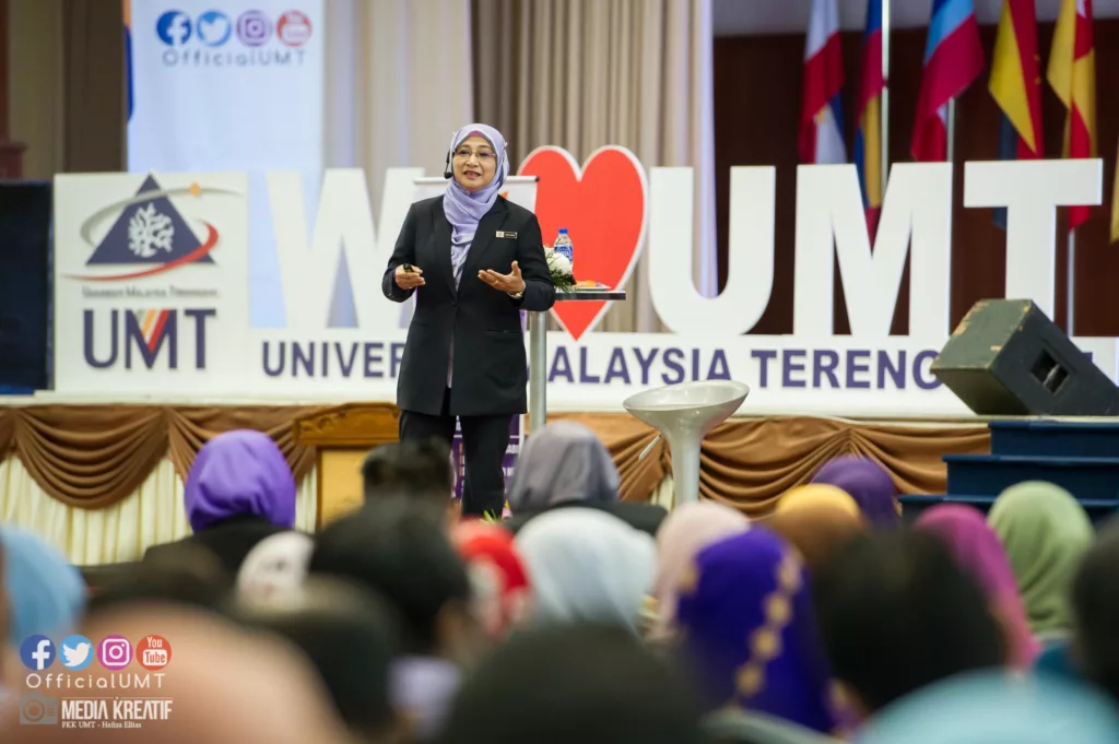 UMT Vice-Chancellor Flaming Aspiration for 2018 – UMT | Portal Rasmi ...